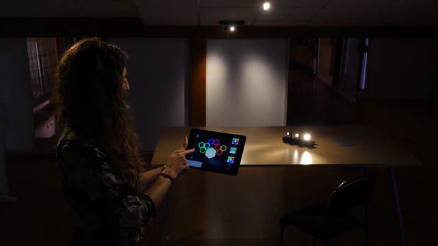 PAK, wireless magnetic LED lamp with 3 spotlights by INNLED — Kickstarter